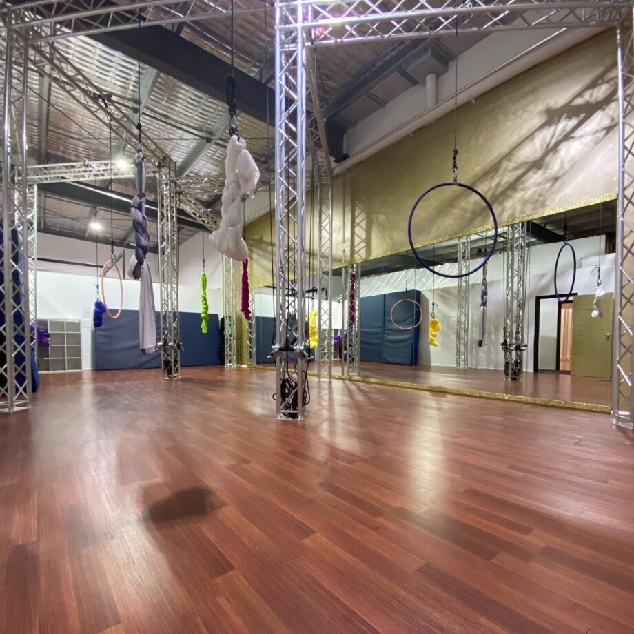 Pole Queens – Pole & Aerial Fitness